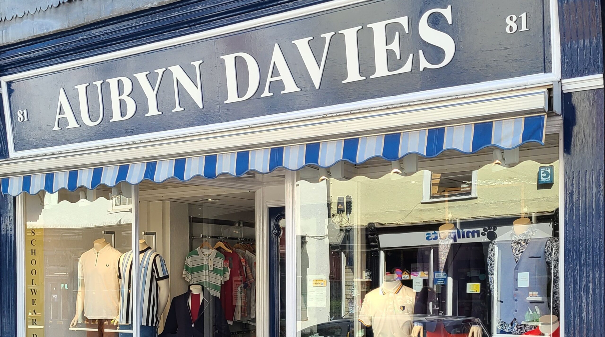 Aubyn Davies Menswear | eXplore Bury St Edmunds!