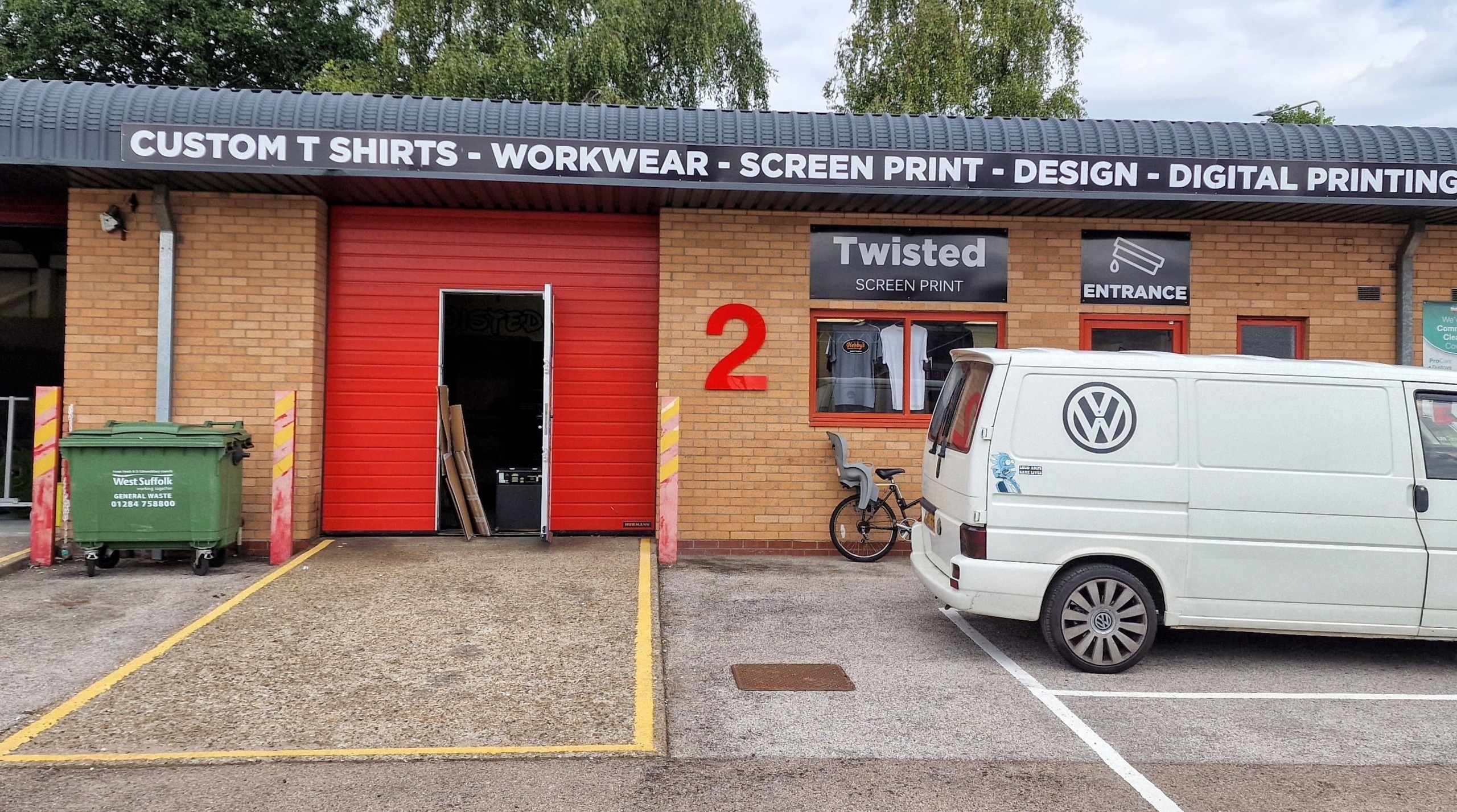 Twisted Screen Print | eXplore Bury St Edmunds!